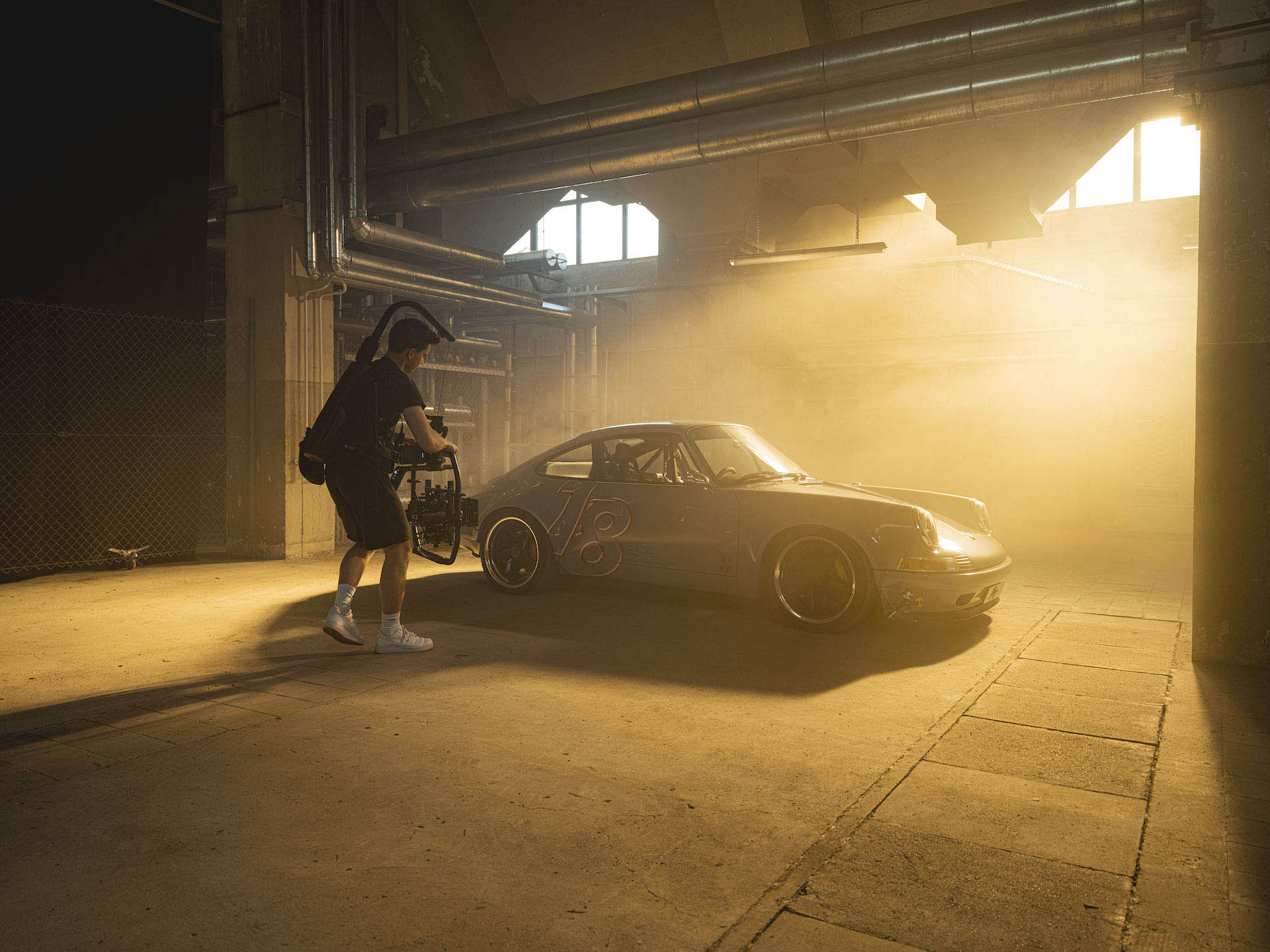 KAEGE RETRO Porsche 911 Restomod 993 Backdate F-Modell | Stetten Pfalz ...